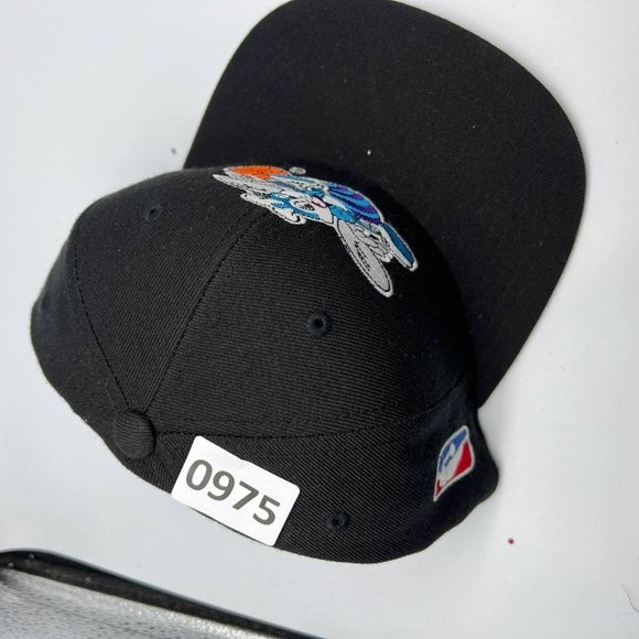 Yupoong | Accessories | Bee The Hat Yupoong Customized Hat Snapback Cap ...